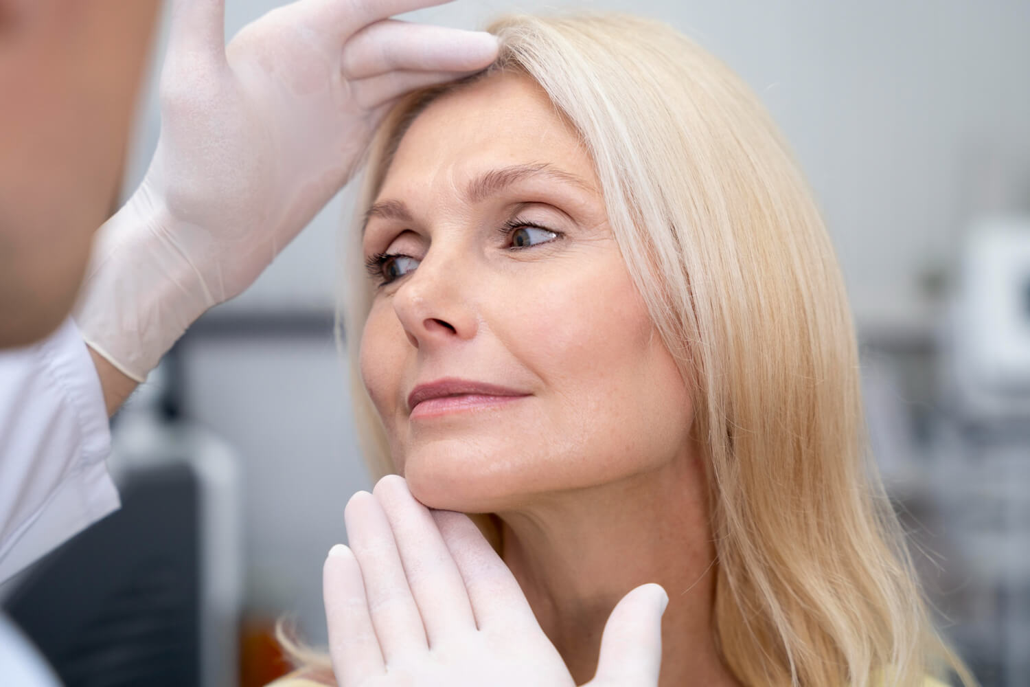 Natural-Looking Botox: How to Avoid the "Frozen" Look